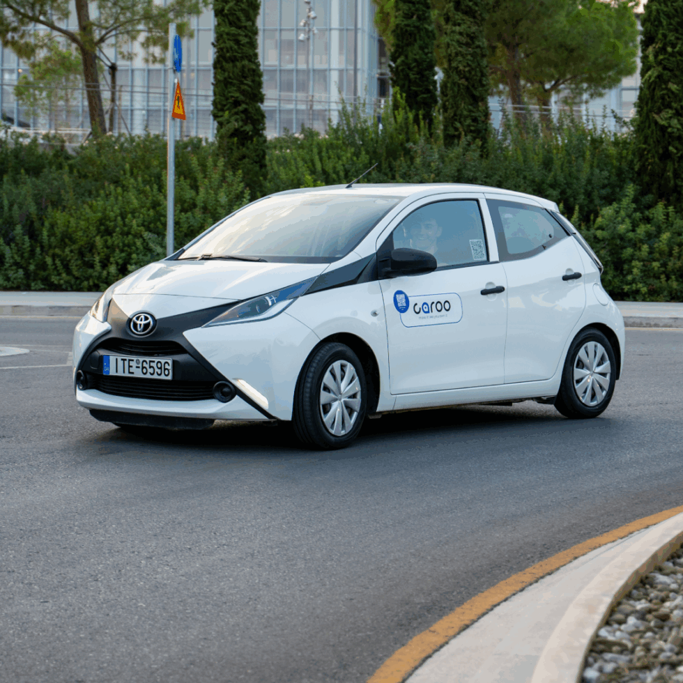 Caroo | Try Car-Sharing now! Car sharing in Athens, Greece.